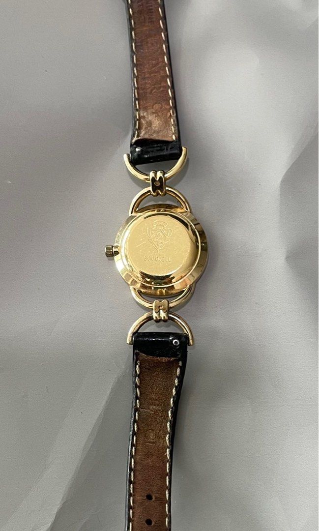 Gucci 6000.2.L ladies watch, Luxury, Watches on Carousell