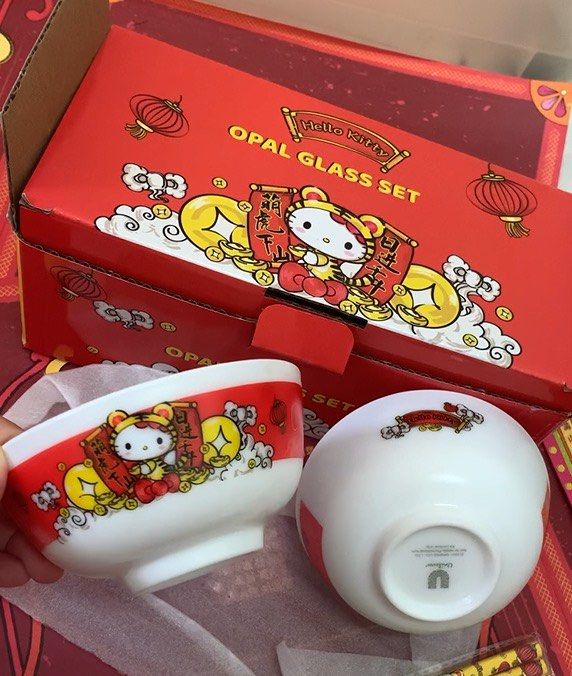 Hello Kitty Bowl Set CNY, Furniture & Home Living, Kitchenware ...