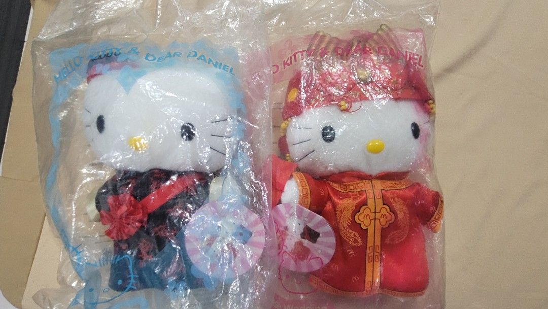 Hello Kitty Plush Toy (Chinese Wedding Couple), Hobbies & Toys, Toys ...