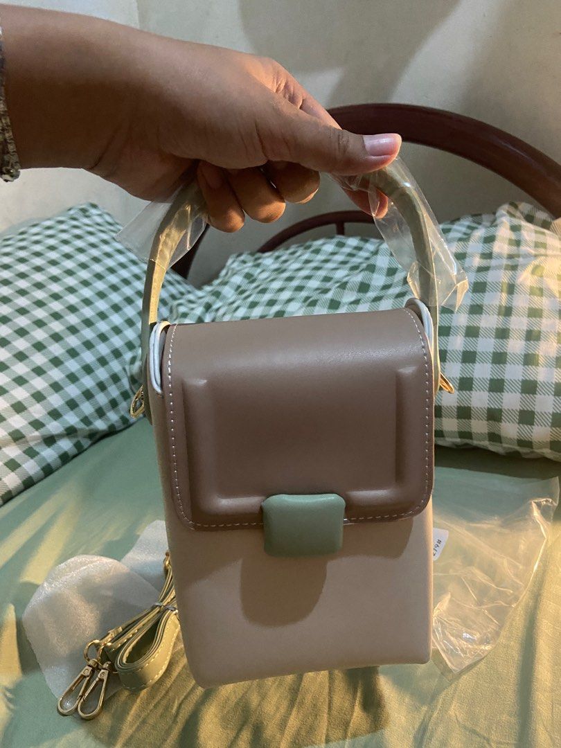 High End Joyous High Quality Phone Body Bag, Women's Fashion, Bags ...