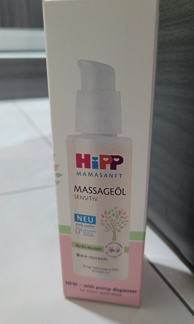 HIPP Massage Oil (Sensitive), Beauty & Personal Care, Bath & Body, Body ...