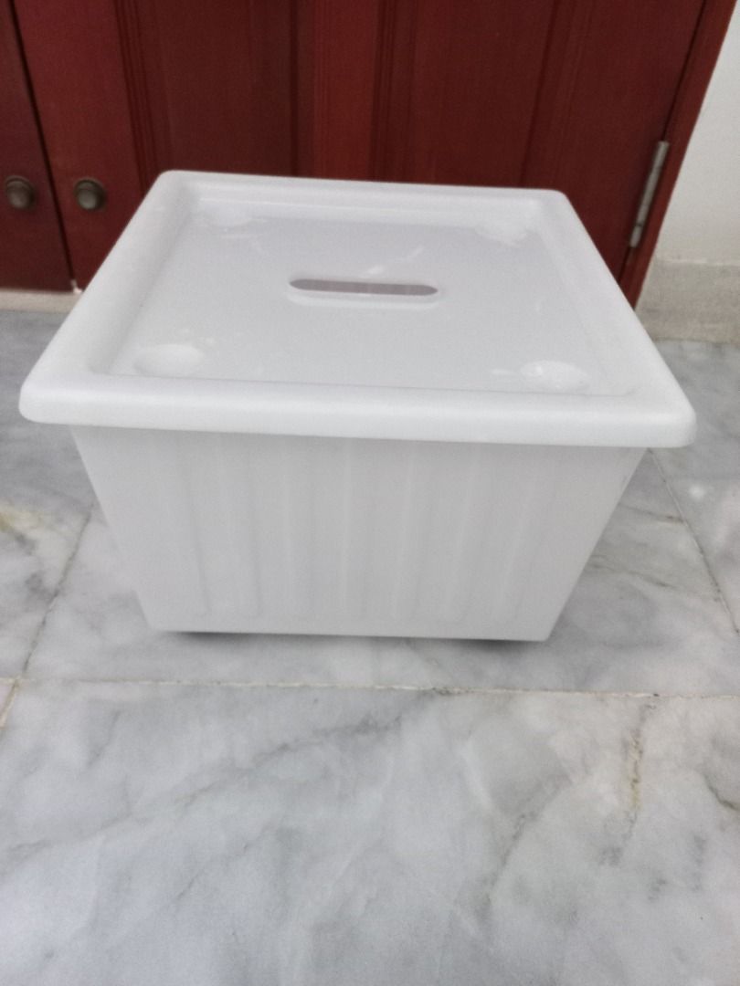 IKEA VESSLA Storage Crates with Castors and Lids, Furniture & Home ...