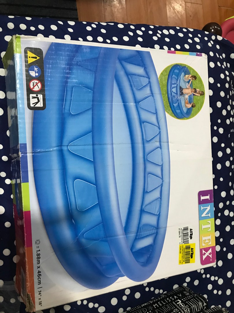 Intex Simming pool, Furniture & Home Living, Outdoor Furniture on Carousell