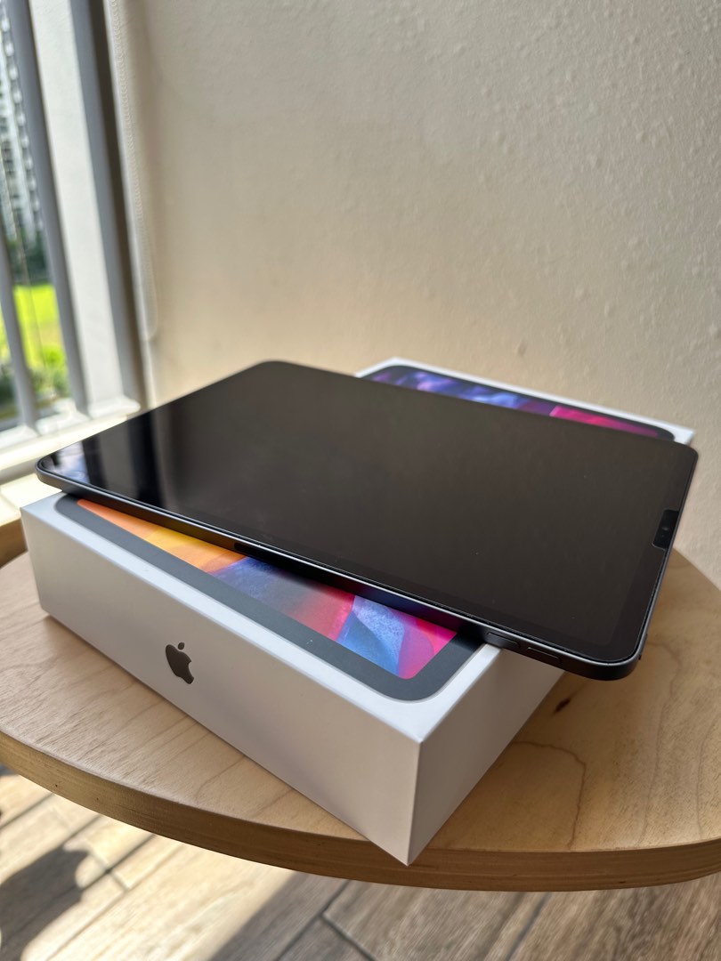iPad Pro 11 2nd Gen WiFi Space Grey 128GB, Mobile Phones & Gadgets, Tablets, iPad on Carousell