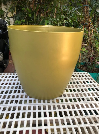 XLARGE GOLD POT FOR PLANTERS - To Kasayahan QC, Furniture & Home Living ...