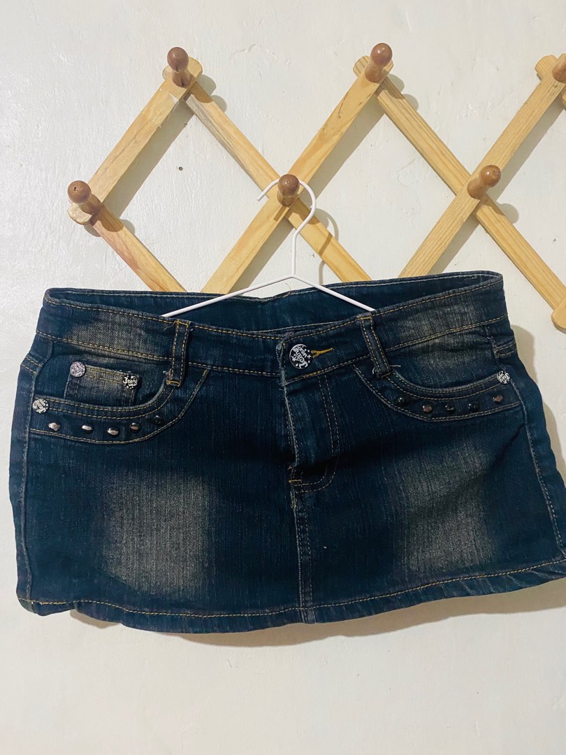 Maong skirt, Women's Fashion, Bottoms, Skirts on Carousell