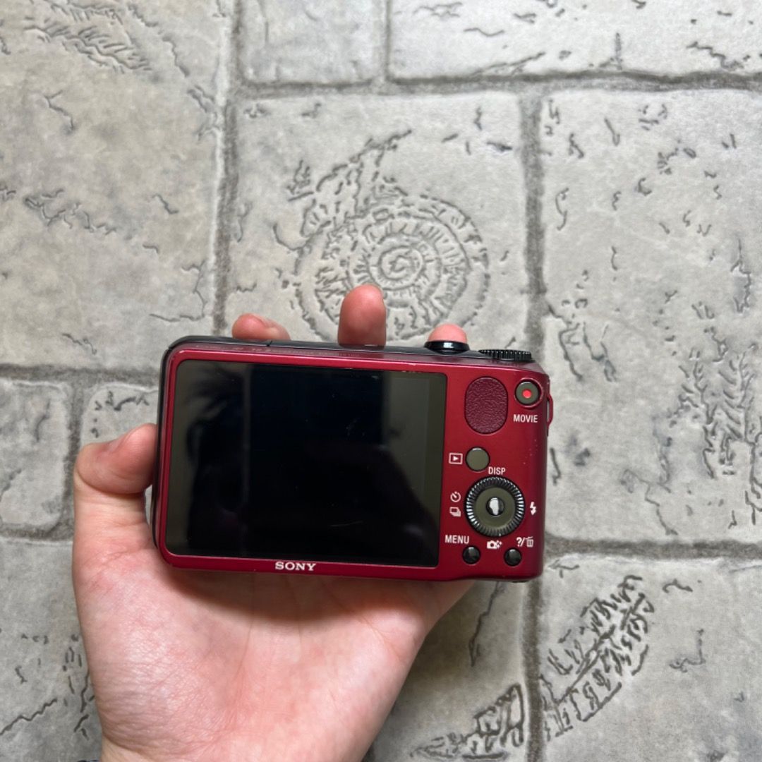 sony cybershot, Photography, Cameras on Carousell