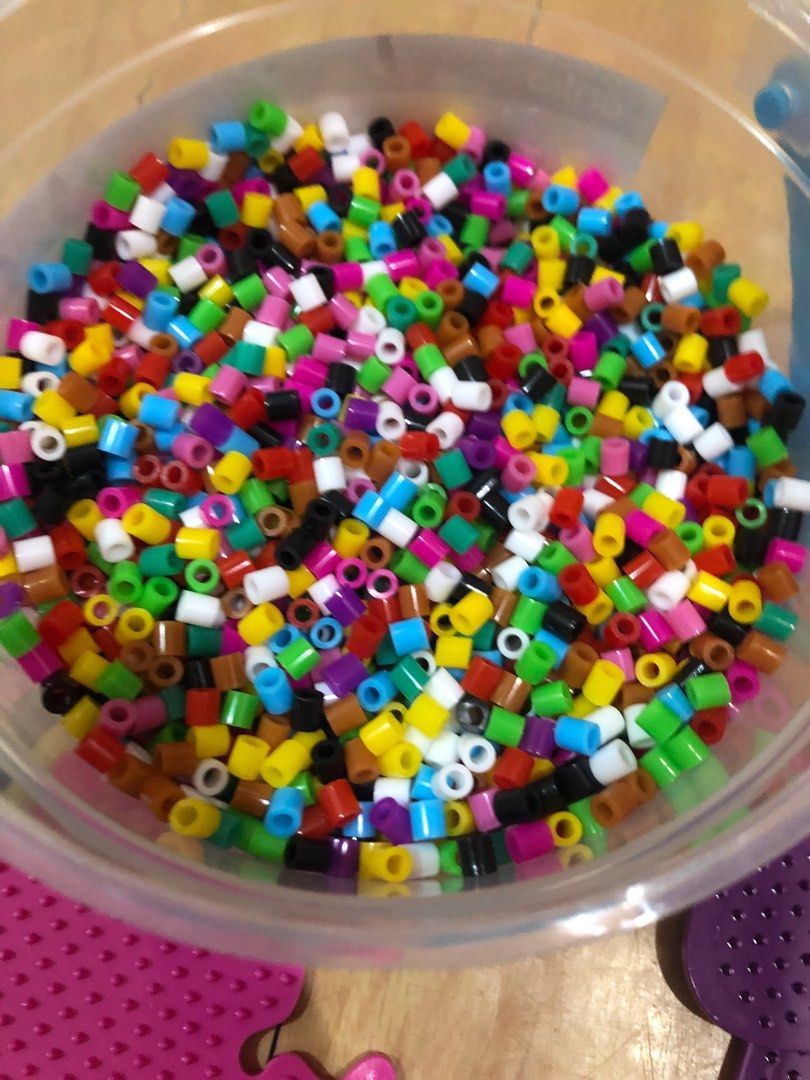 Melty Beads Bucket (lahat ng nasa photo kasama), Hobbies & Toys ...