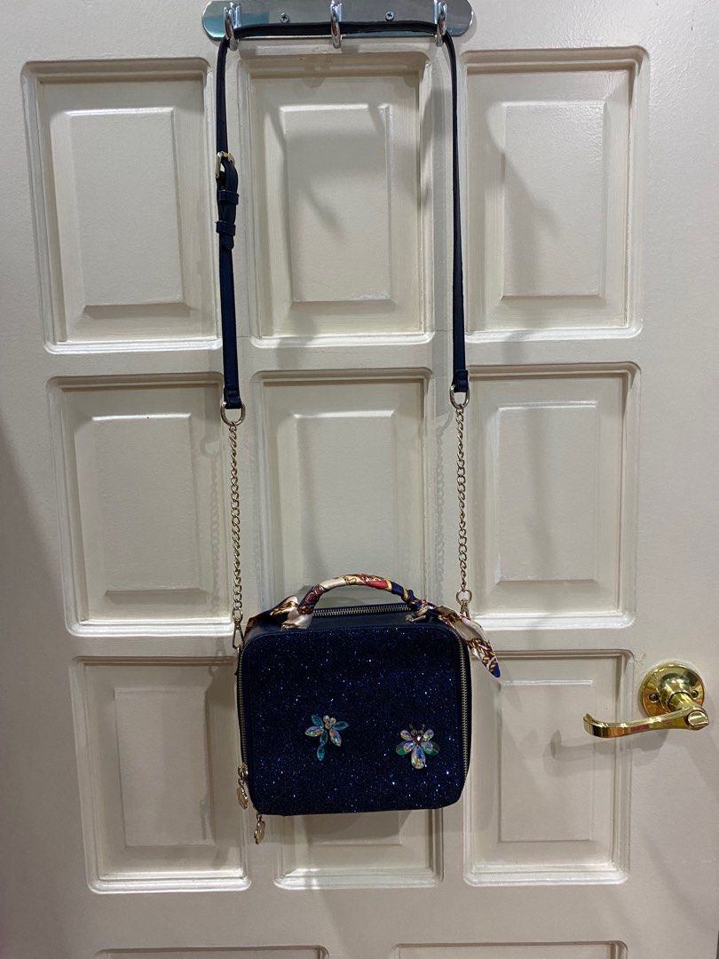 Midnight Blue Box Crossbody Bag, Women's Fashion, Bags & Wallets, Cross ...