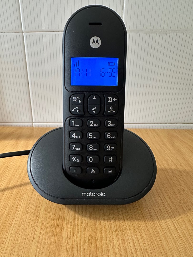 Motorola T102 Digital Cordless Telephone, TV & Home Appliances, Other ...