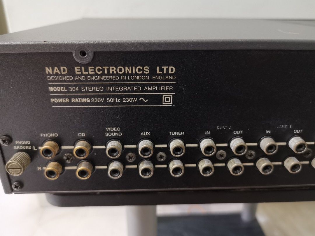 NAD 304 Stereo integrated Amplifier with phono, Audio, Soundbars ...