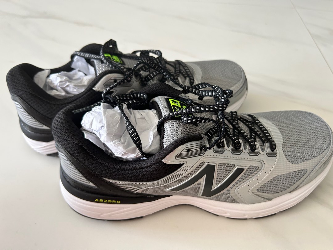 New Balance Running Shoes, Men's Fashion, Footwear, Sneakers on Carousell