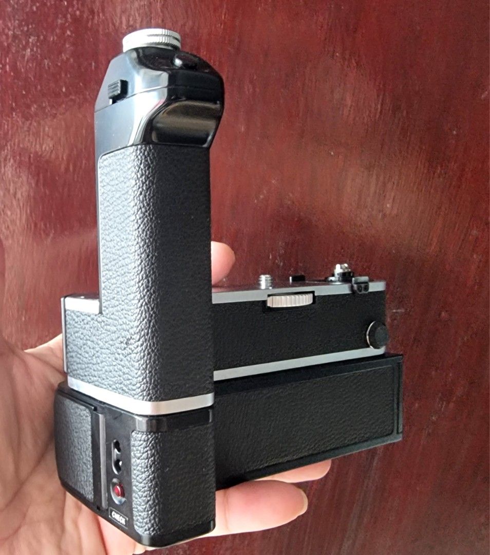 Nikon MD2 Motor Drive with MD1 Battery Pack for F2, Photography ...