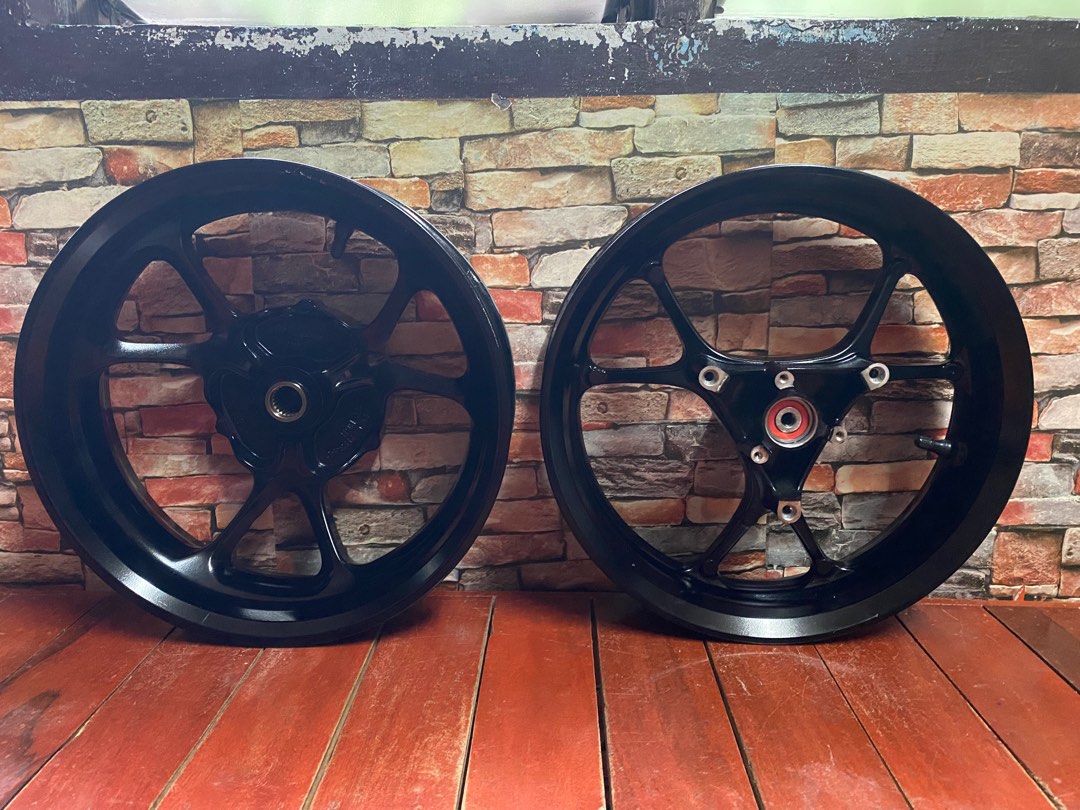 Nmax V2 stock mags, Motorbikes, Motorbike Parts & Accessories, Body ...