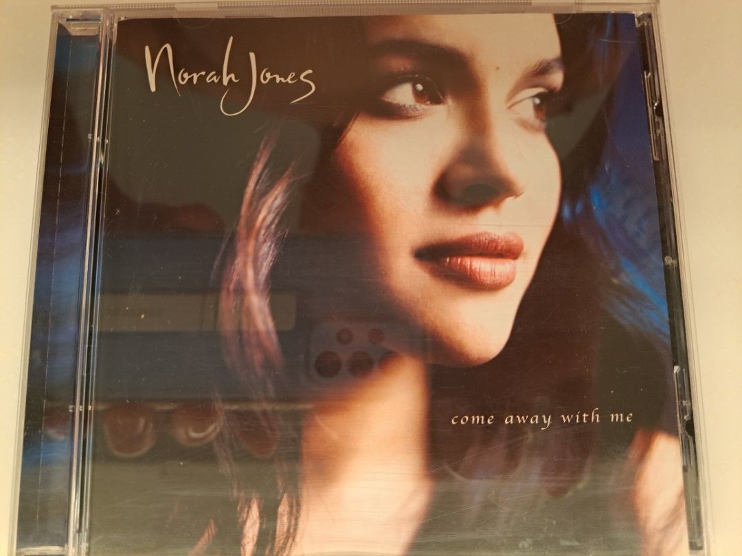 Norah Jones - come away with me. 2002 Capitol Records. Made in EU., Hobbies & Toys, Music ...