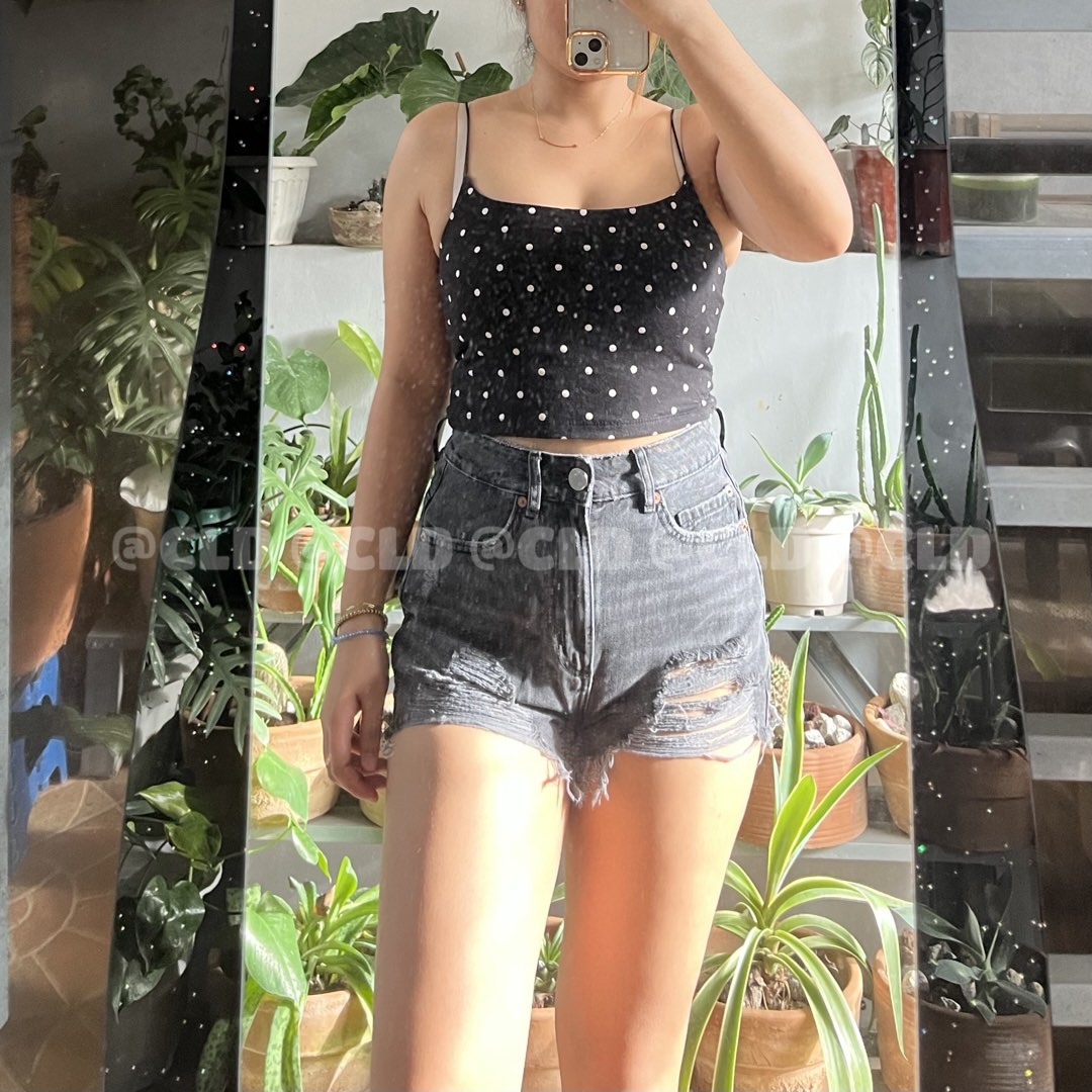 Polka string top crop, Women's Fashion, Tops, Others Tops on Carousell