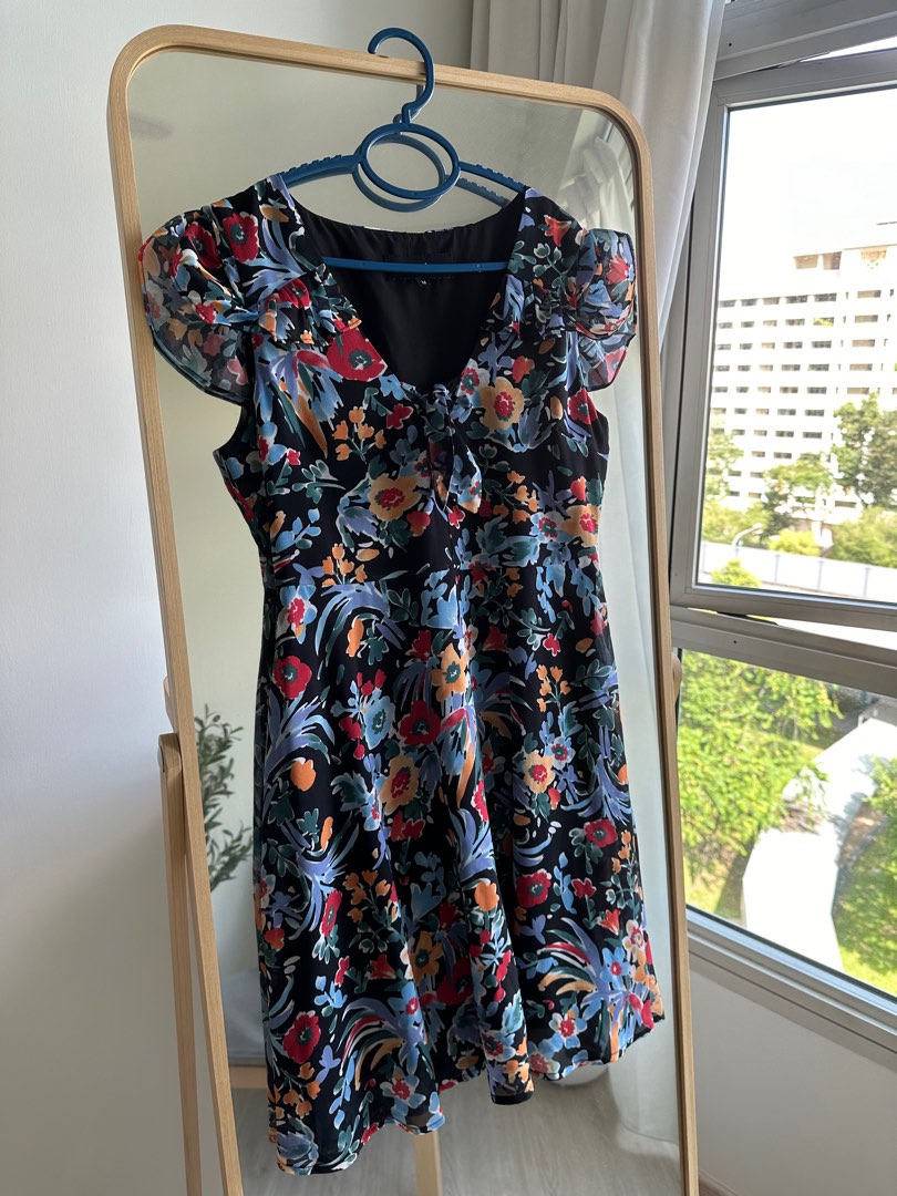 Pomelo Dress, Women's Fashion, Dresses & Sets, Dresses on Carousell