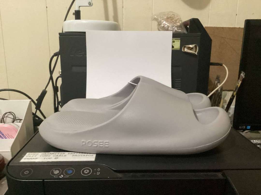 POSEE Slides Cat Claw, Men's Fashion, Footwear, Slippers & Slides on ...