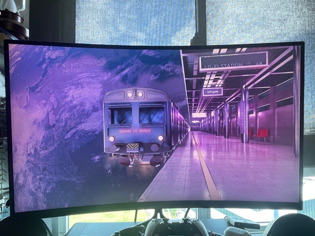 Prism Plus 32 inch Curved Monitor, Computers & Tech, Parts ...