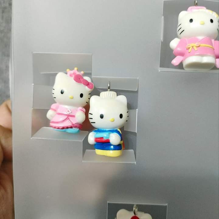 Rare hello kitty pendants charms complete set, Hobbies & Toys, Toys ...