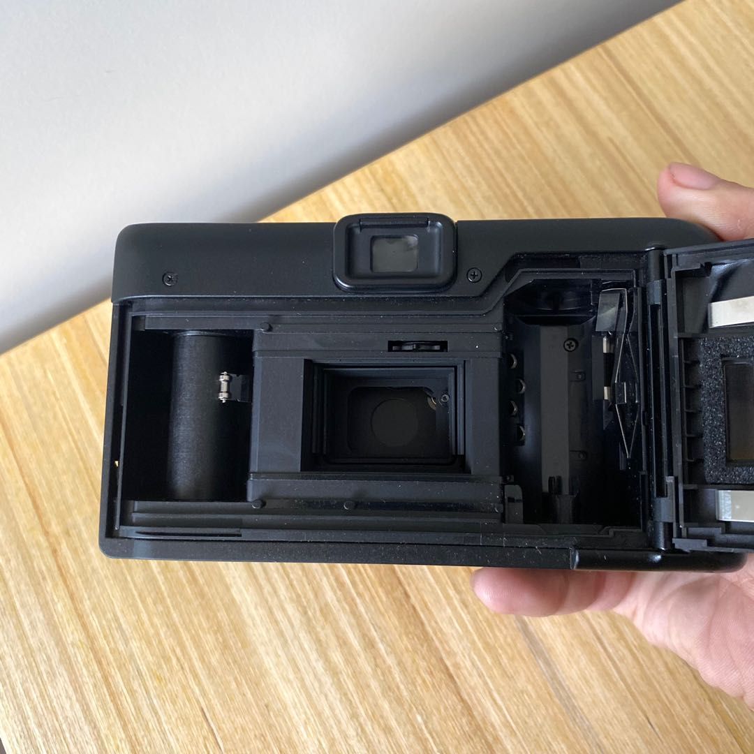 (RUSH) Leica AF-C1 Film Camera, Photography, Cameras on Carousell