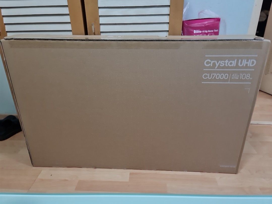 samsung crystal UHD CU7000, TV & Home Appliances, TV & Entertainment ...
