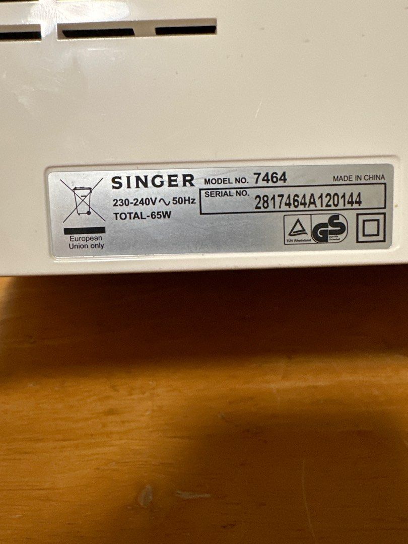 SINGER Sewing Machine 7464, TV & Home Appliances, Other Home Appliances ...