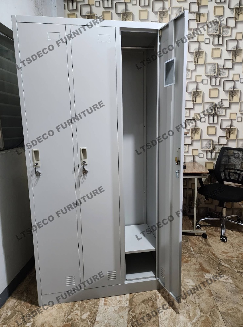 STEEL LOCKER OFFICE PARTITION, Furniture & Home Living, Office ...