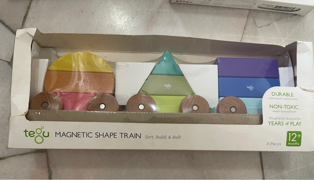 Tegu wooden magnetic tram, Hobbies & Toys, Toys & Games on Carousell