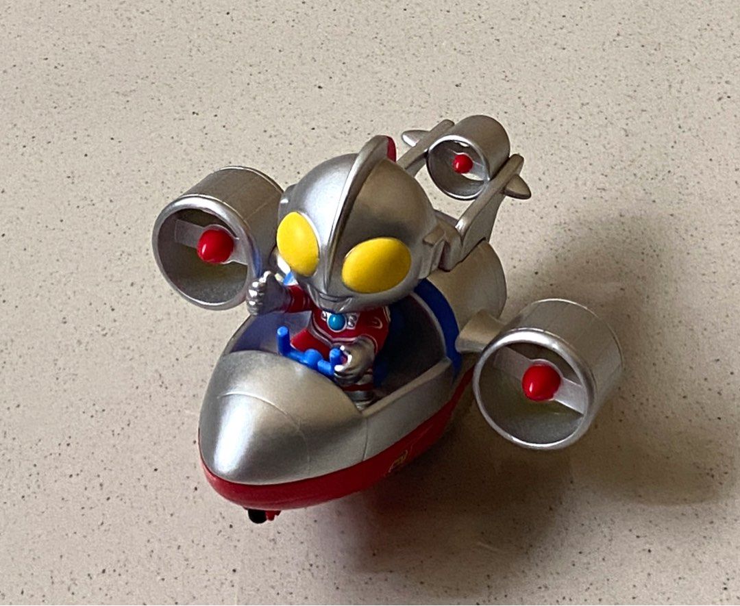 Ultraman Zoffy on MAT Gyro Action Figure & Vehicle Toy, Hobbies & Toys ...