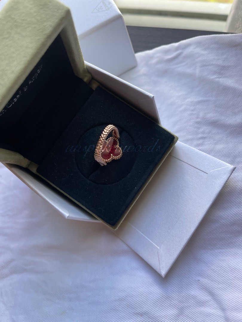 Van Cleef & Arpels VCA Rose Gold Guilloche and Carnelian Reversible ...