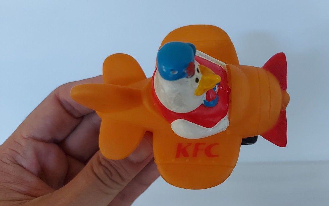 Vintage - KFC Airplane, Hobbies & Toys, Toys & Games on Carousell