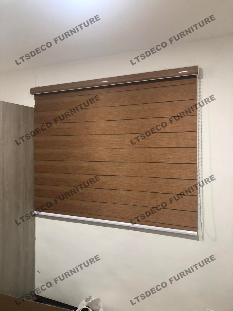 WINDOW BLINDS OFFICE PARTITION, Furniture & Home Living, Office ...