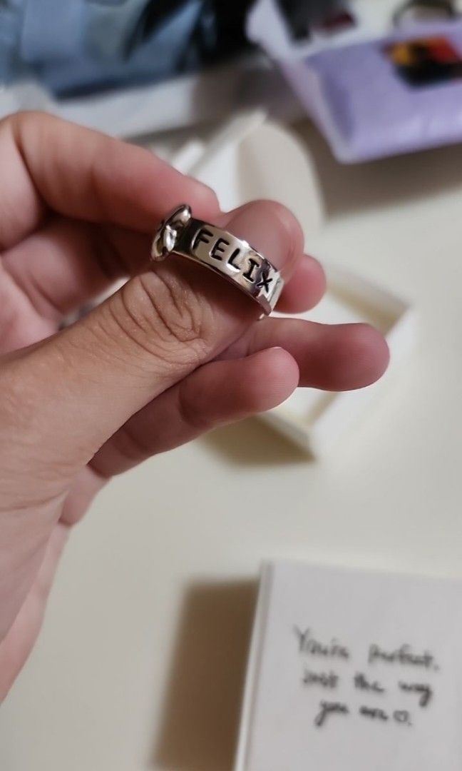 (WTS) skz Felix ring official merch, Hobbies & Toys, Memorabilia & Collectibles, K-Wave on Carousell