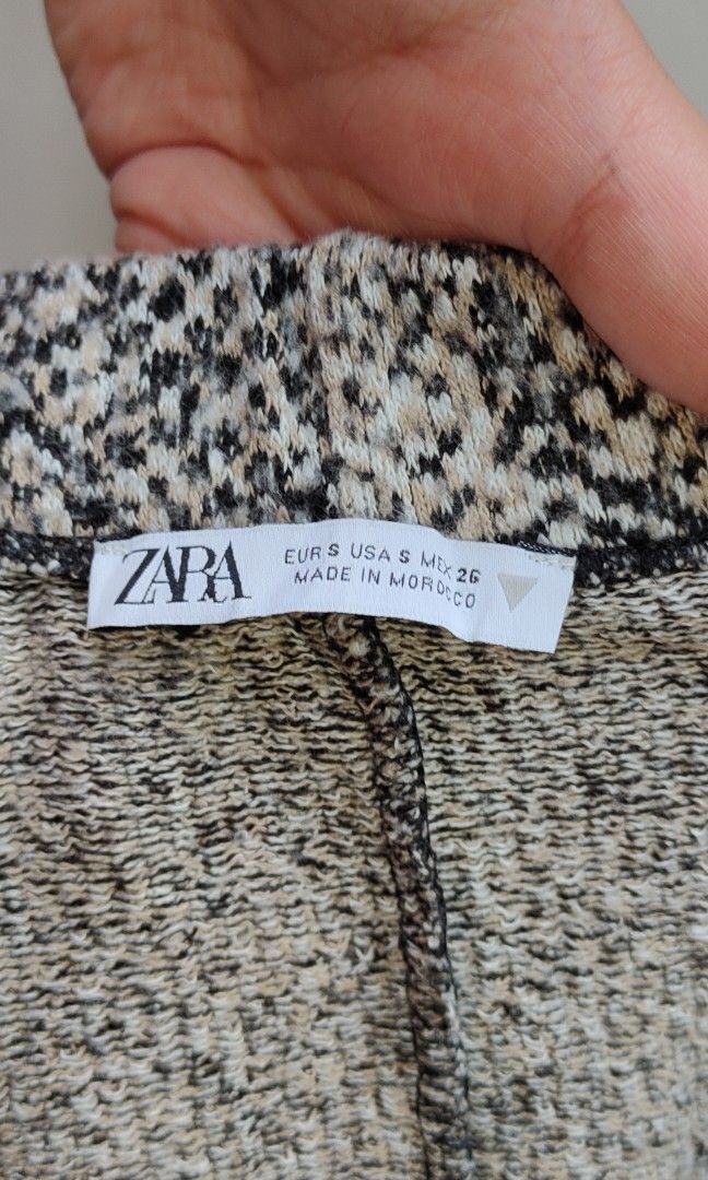 Zara Python Print Midi Skirt, Women's Fashion, Bottoms, Skirts on Carousell