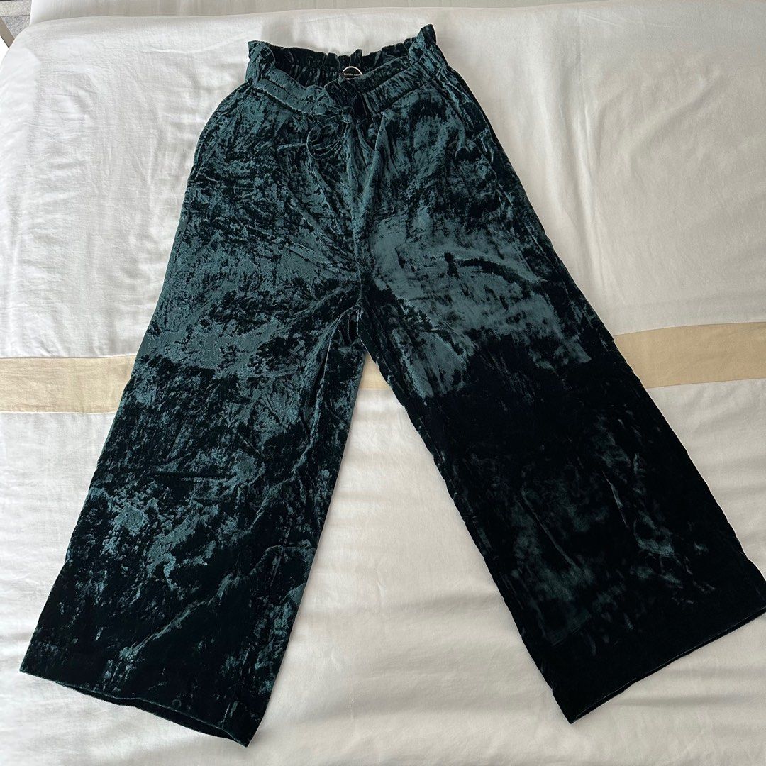 Zara Trafaluc - Green Velvet Trousers, Fesyen Wanita, Pakaian Wanita ...