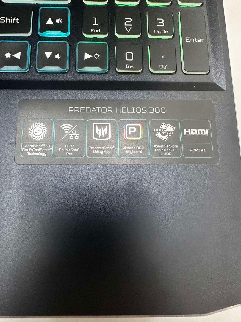 ACER Predator Helios (still under 2yrs warranty, with bag, box ...