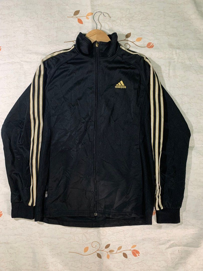 ADIDAS JACKET, Men's Fashion, Coats, Jackets and Outerwear on Carousell