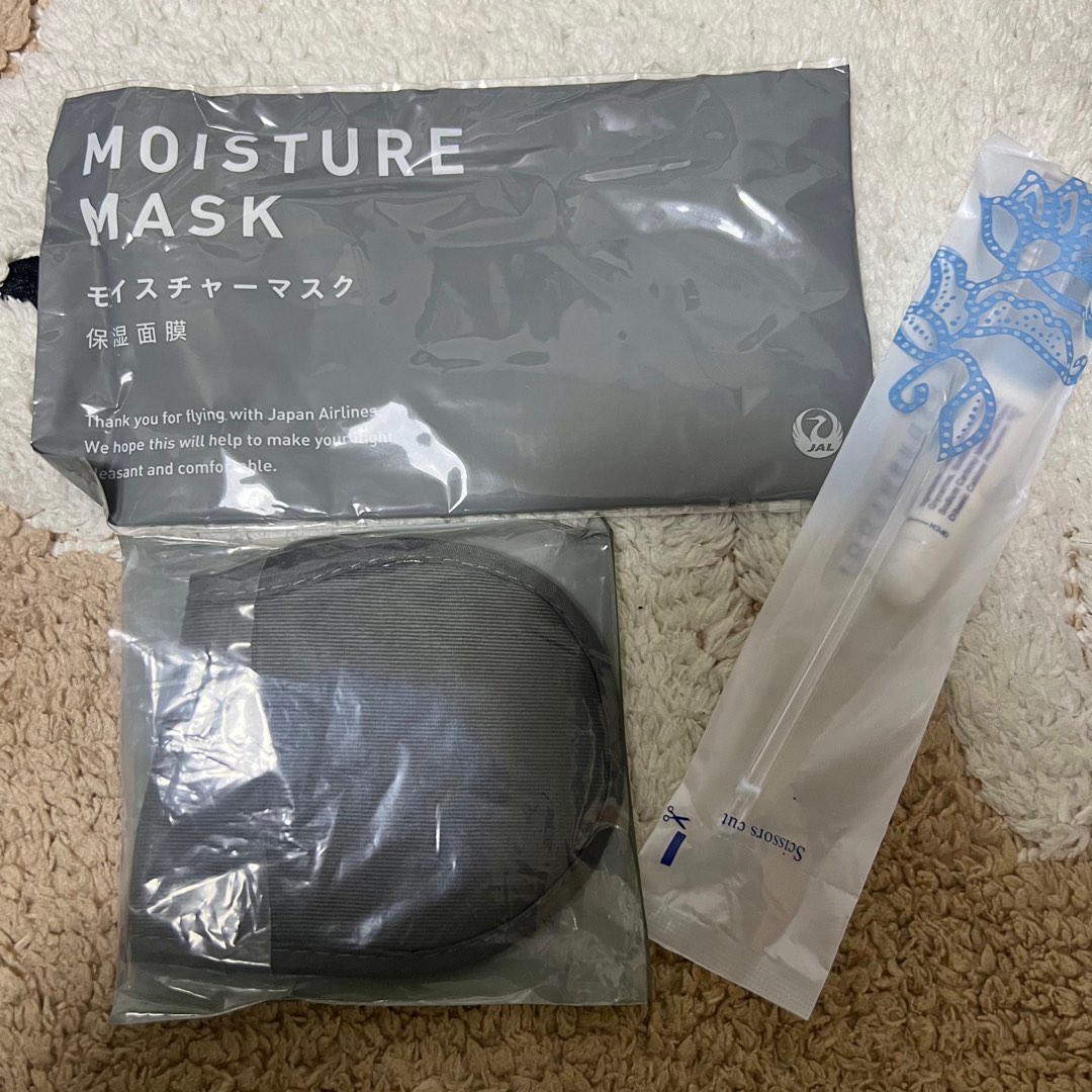 Airline Travel Kit (Eye Mask, Dental Kit, Moisture Mask), Hobbies ...