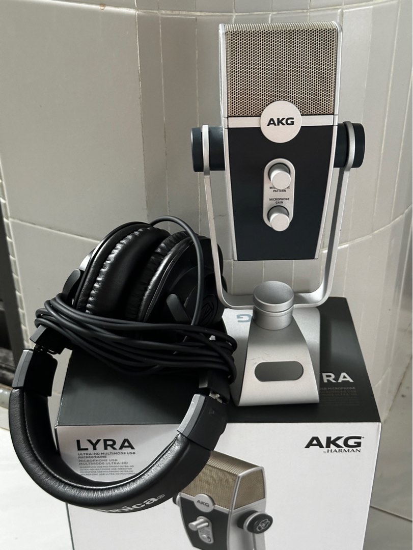 AKG mic + Audio Technical ATH M20x Headphone, Audio, Microphones on Carousell