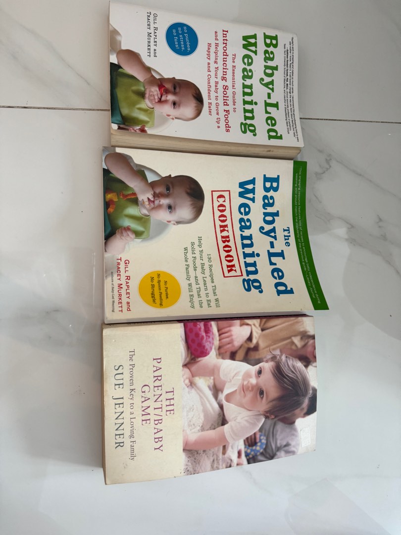 Baby Led waening book and the parent and baby game, Hobbies & Toys ...
