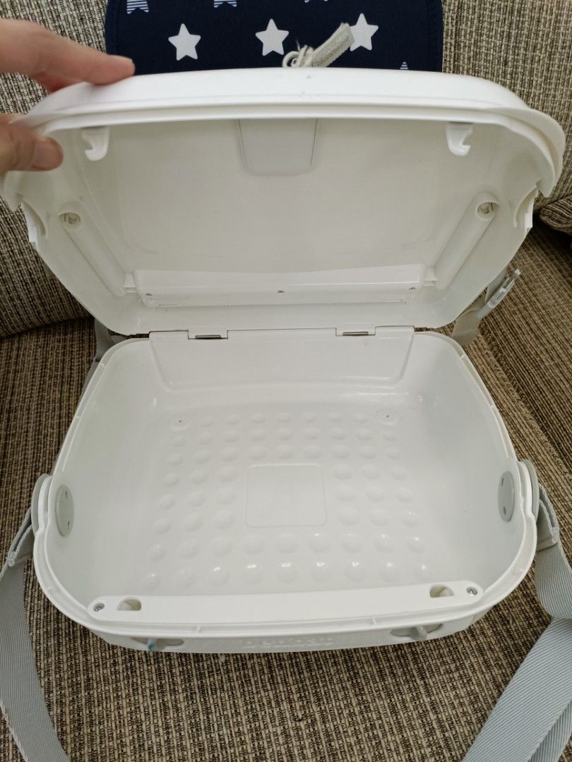 Benbat Booster Seat, Babies & Kids, Nursing & Feeding, Baby High Chairs ...