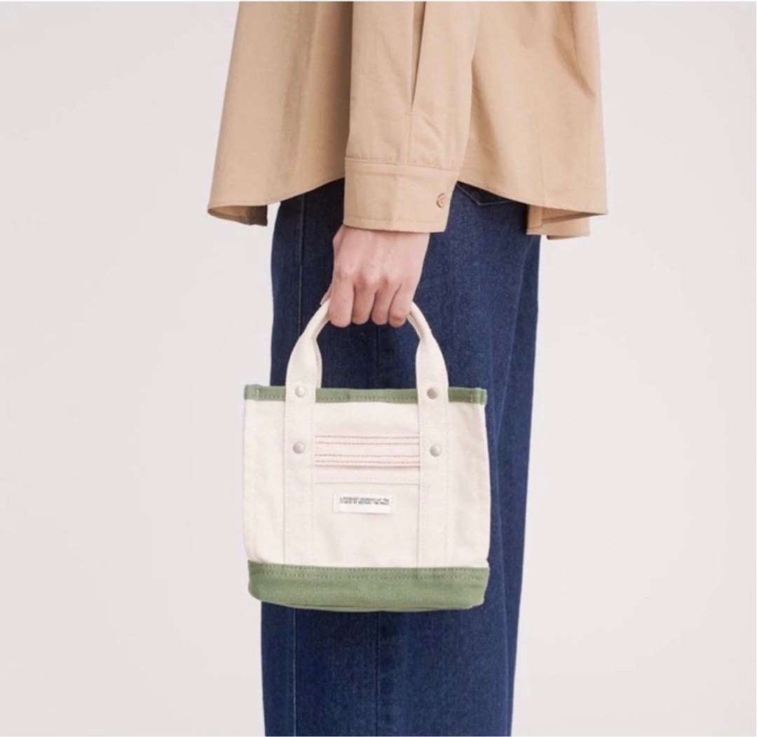 Beyond The Vines Mini Canvas Carryall, Women's Fashion, Bags & Wallets ...