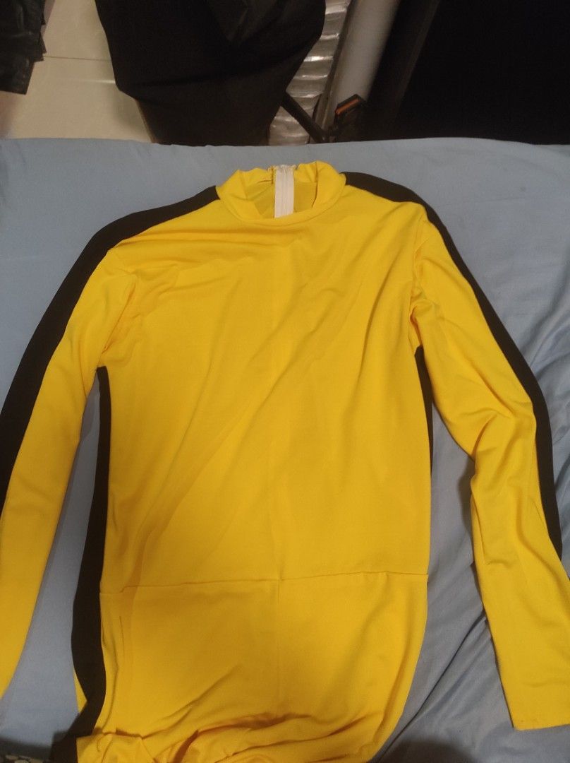 Bruce Lee Yellow One Piece Costume / Outfit, Men's Fashion, Coats ...