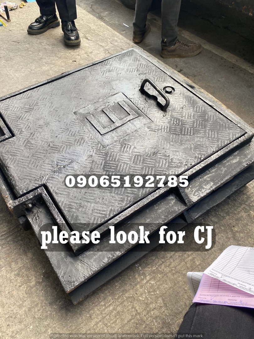 CI Square Manhole Cover, Commercial & Industrial, Construction Tools ...
