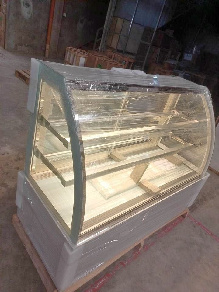 COMMERCIAL DISPLAY CHILLER BIG TYPE CURVE EPA-58, Commercial ...