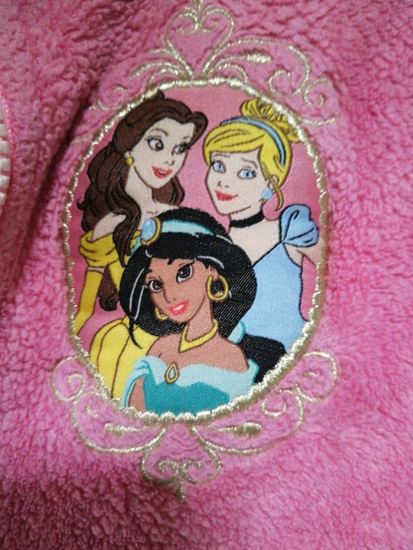 Disney princesses zipper sweater, Babies & Kids, Babies & Kids Fashion ...