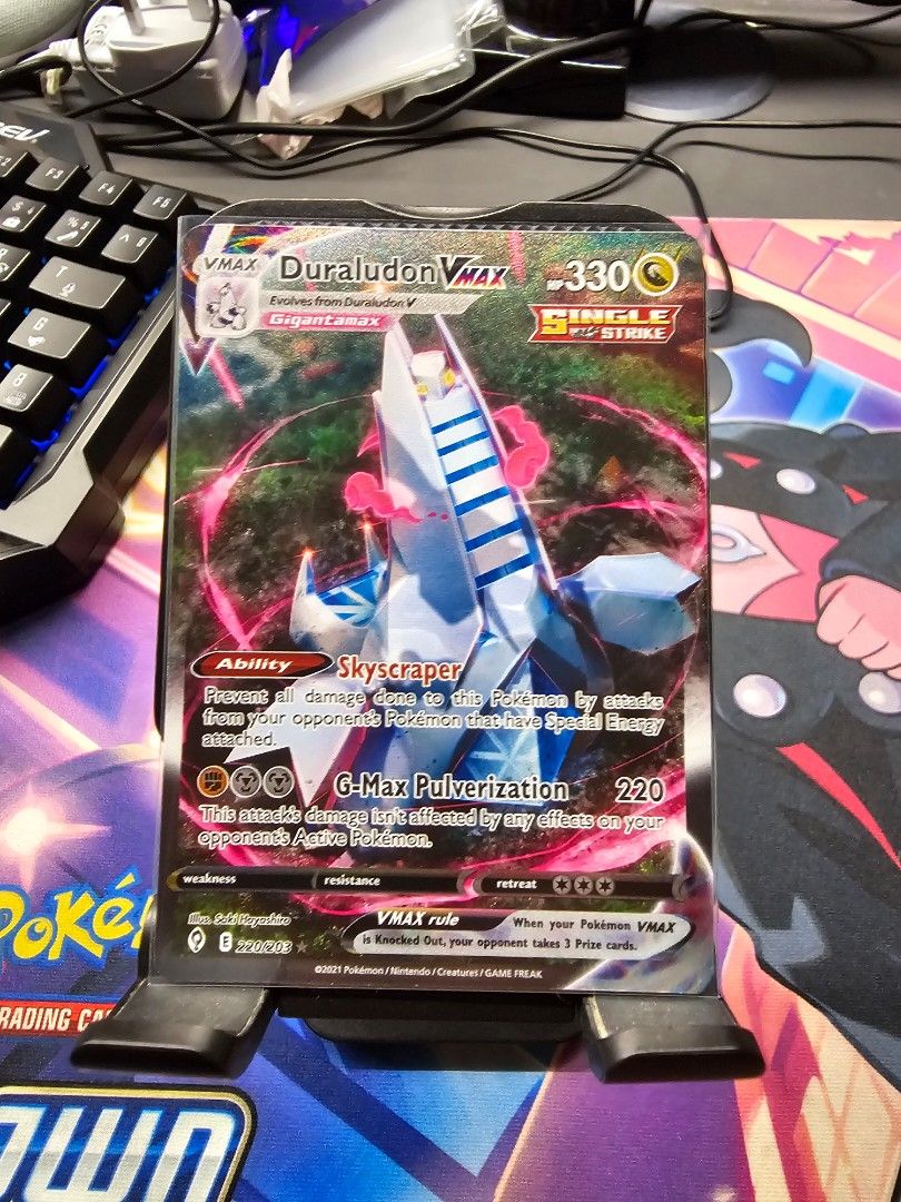 Duraludon Vmax Alternate Art 220/203 (Evolving Skies) Pokemon, Hobbies ...