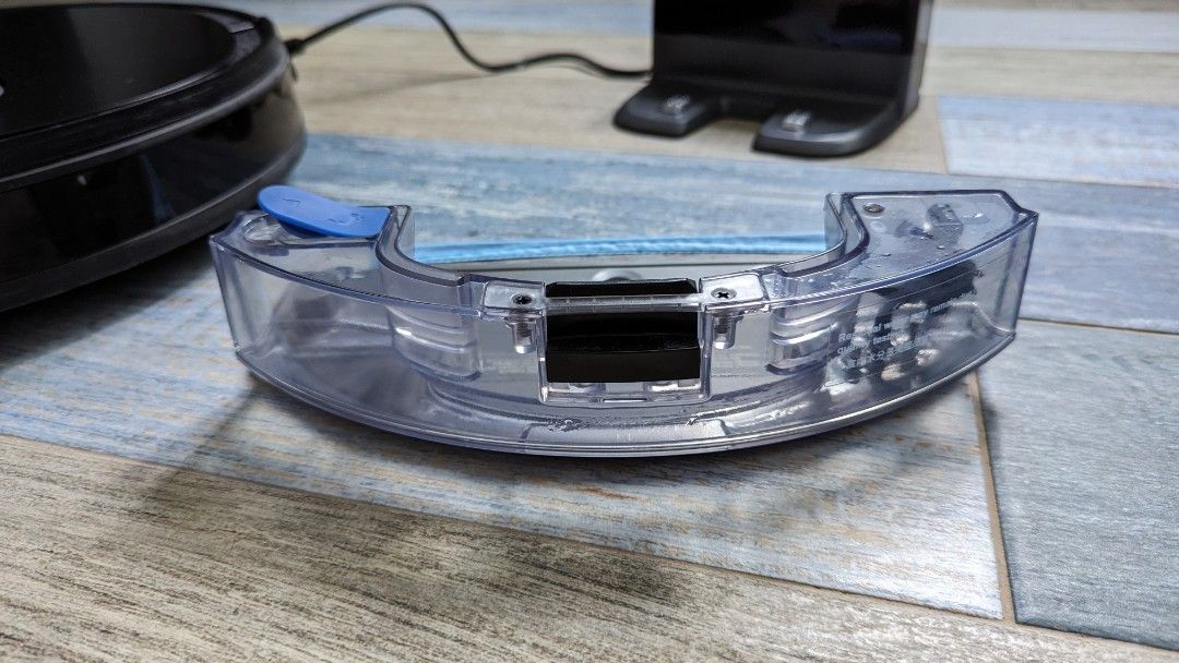 Ecovacs Deebot 950, TV & Home Appliances, Vacuum Cleaner & Housekeeping ...