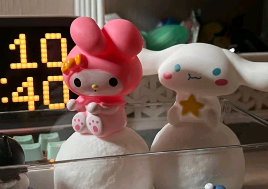 *FREE POST to West Malaysia only / Pre Order +-10 days* Sanrio Design Night Light ONLY [material ...